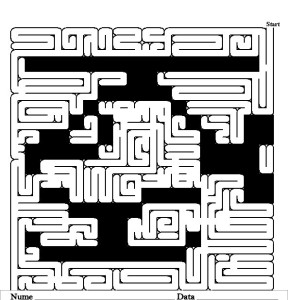 Labirint - Planse de colorat si educative